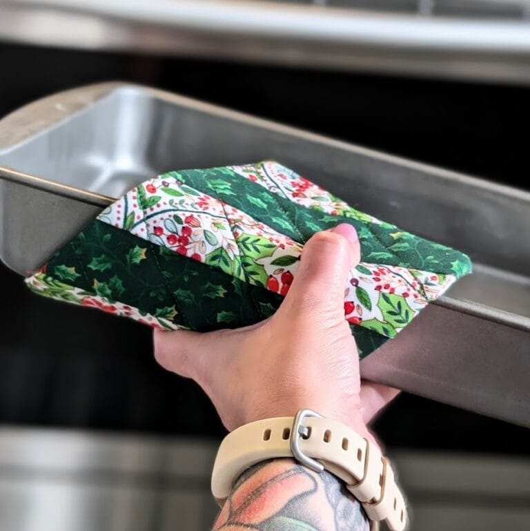 Fingertip Hot Pad - Designs by Little Bee