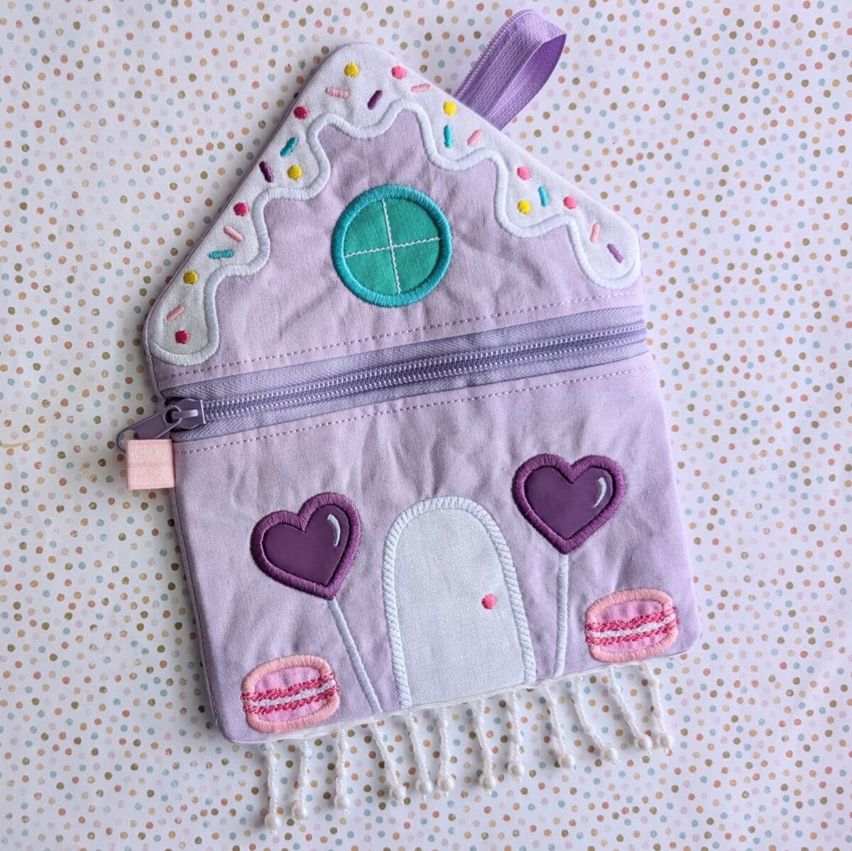 Valentine House Zipper Bag - Size 5 Zipper - Designs by Little Bee