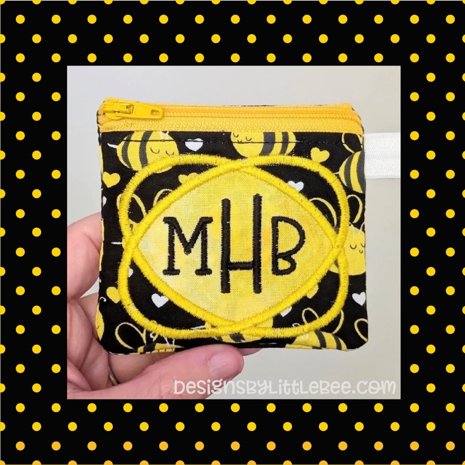 Top-Zip Square Zipper Bag with Retro Monogram Applique Circle - Size 3 ...